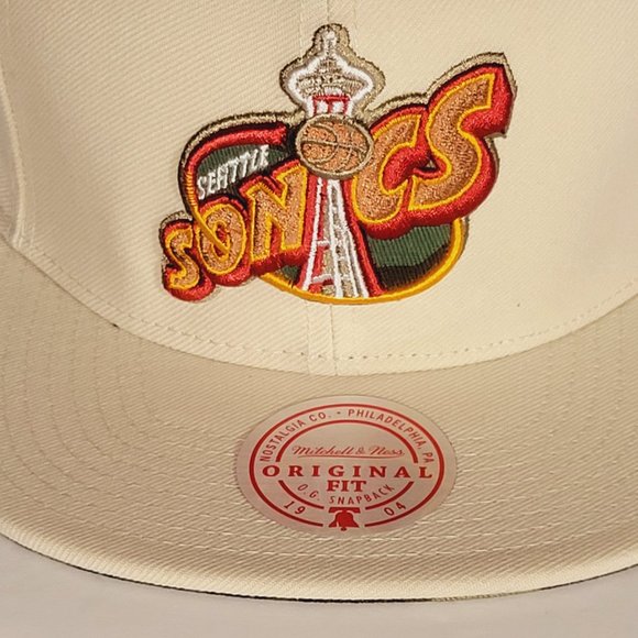 Mitchell & Ness | Accessories | Mitchell Ness Seattle Supersonics Retro ...